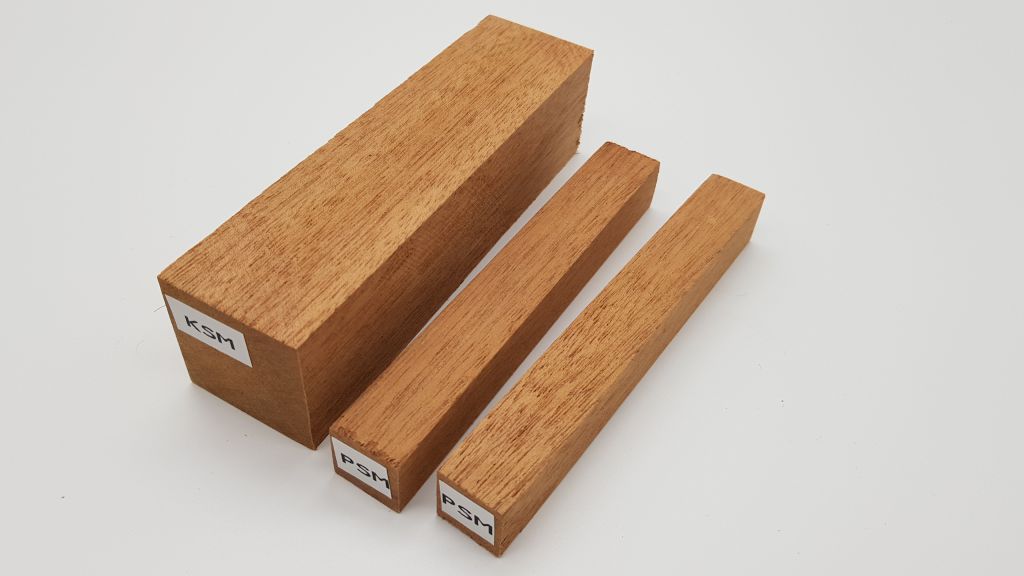 Kantel Sipo Mahagoni 41mm x 41mm x 135mm - Holz4Design